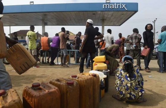 Fuel Scarcity Grounds All Vehicles In Lagos, Ogun And Abuja
